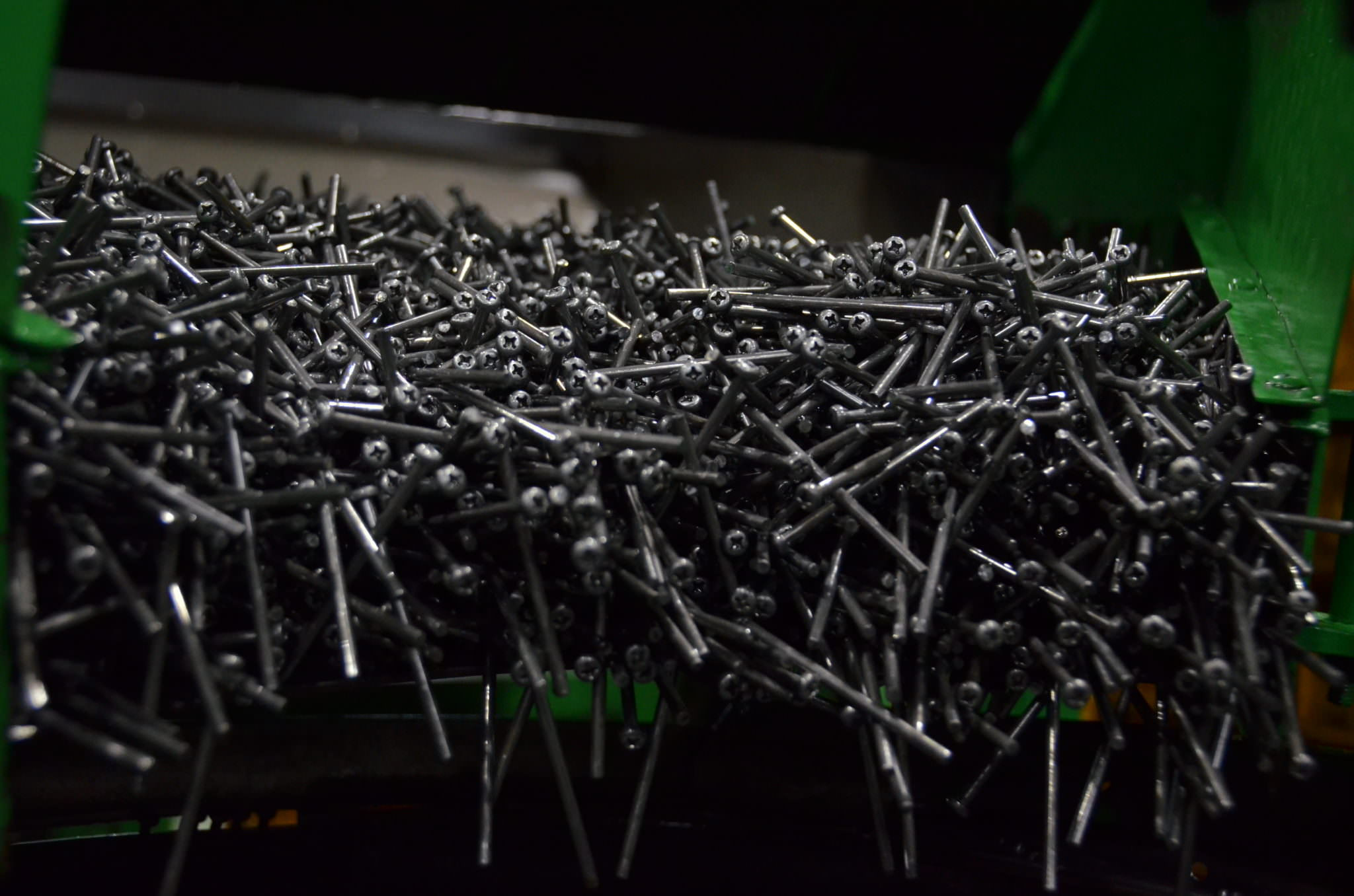 Smiley Face Screws by Yuma Kano and Komuro Seisakusho | Looks Like Good Design